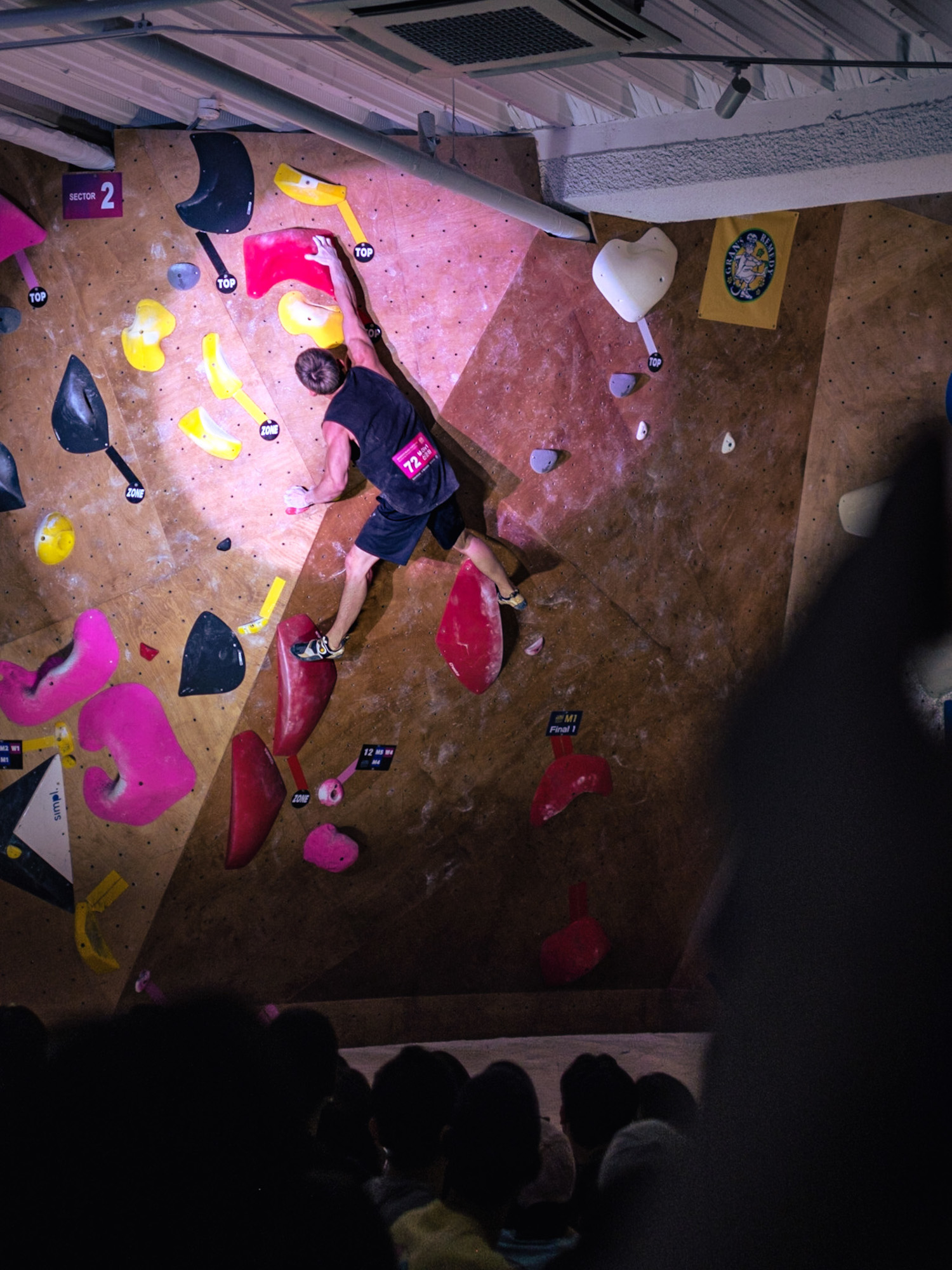 Boulder Night Summer - Climbing Library